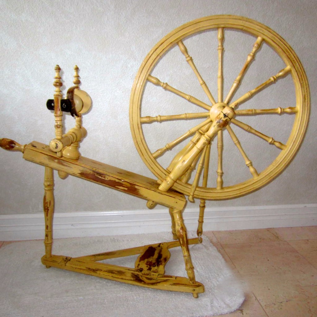 Painted Spinning Wheel adventures, part 2 | Whimsical Ewe